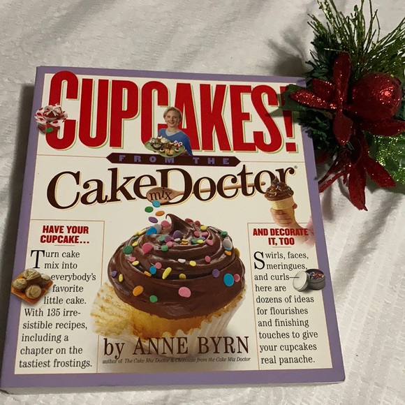 Anne Bryn | Kitchen | Cookbook Cupcakes From The Cake Doctor | Poshmark